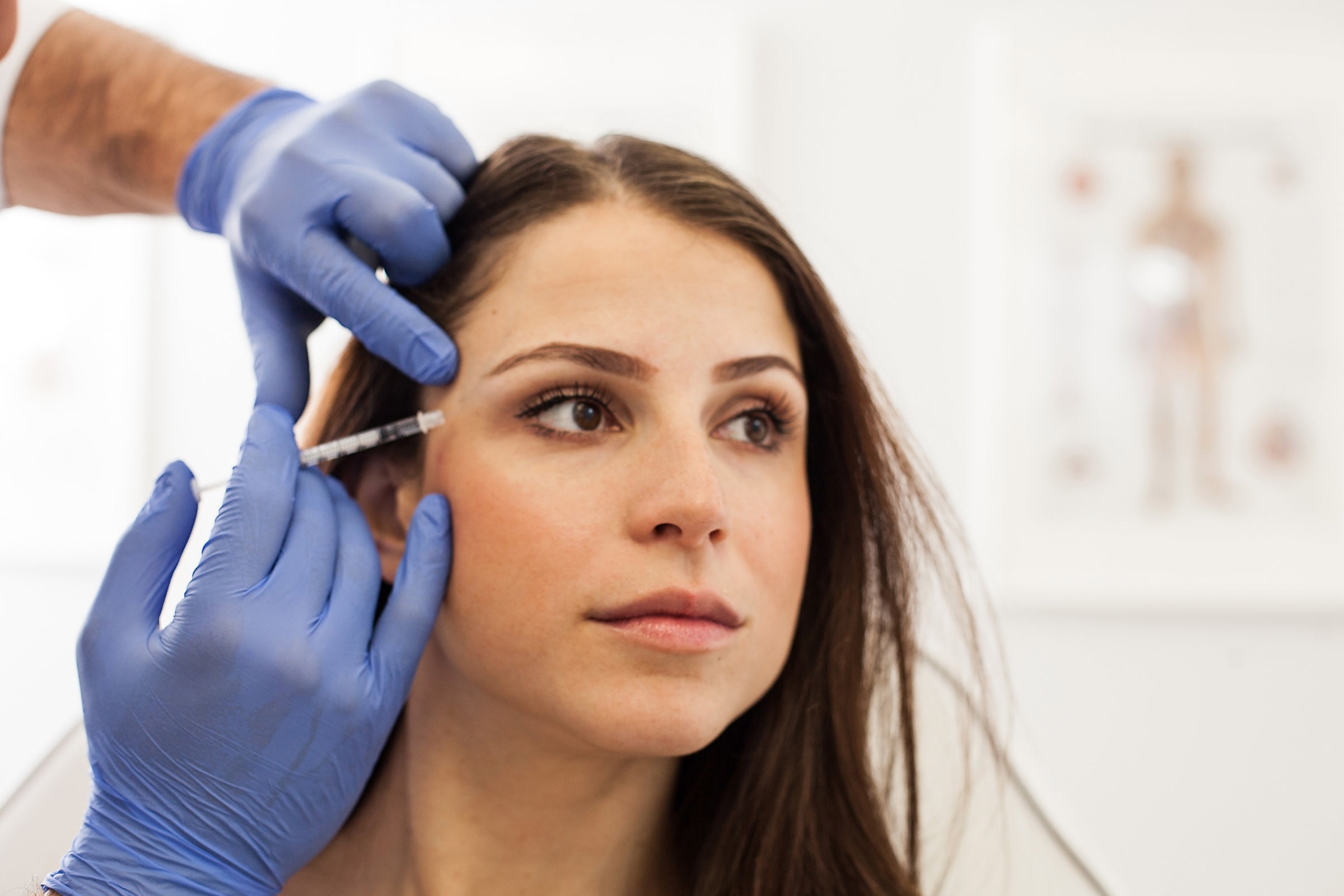 Jeuveau (prabotulinumtoxinA): Basics, Side Effects & Reviews