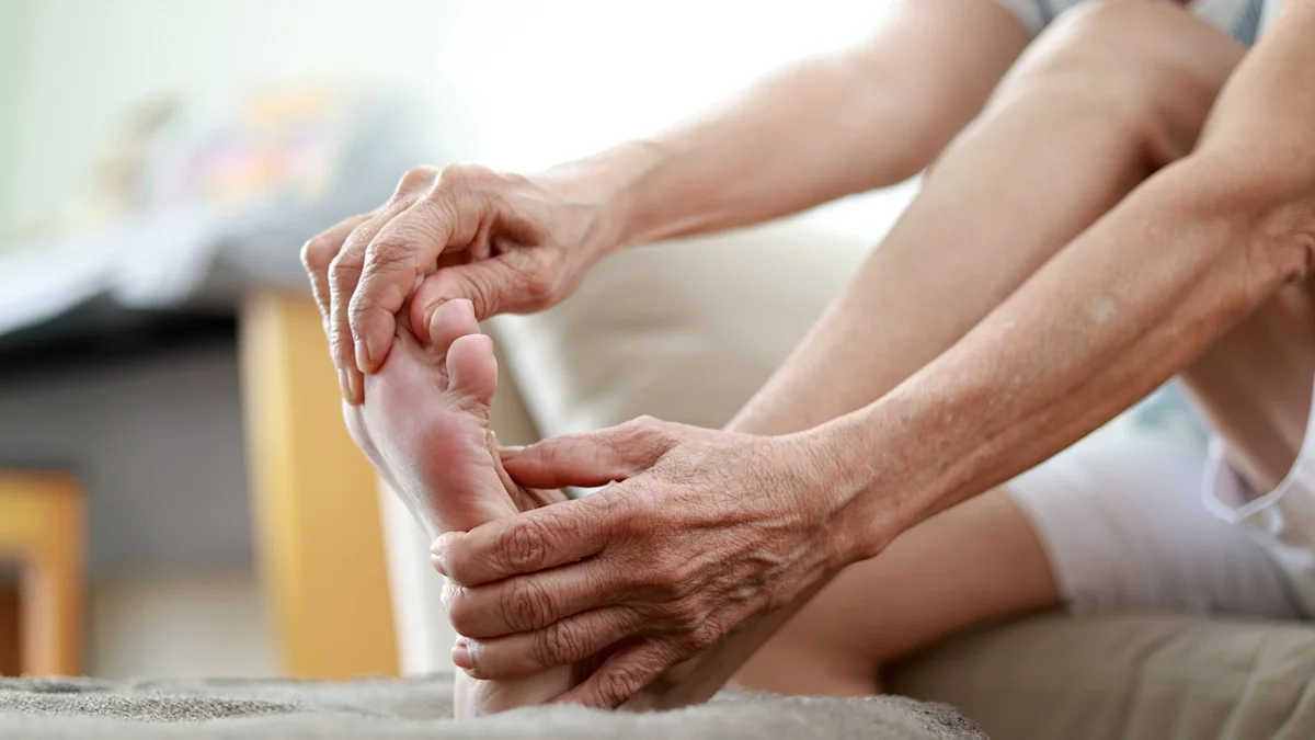 Causes of Cramping Toes: Dehydration, Overuse, and More - GoodRx
