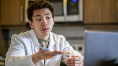 Alendronate (Fosamax): Uses, Side Effects, Dosage & More - GoodRx