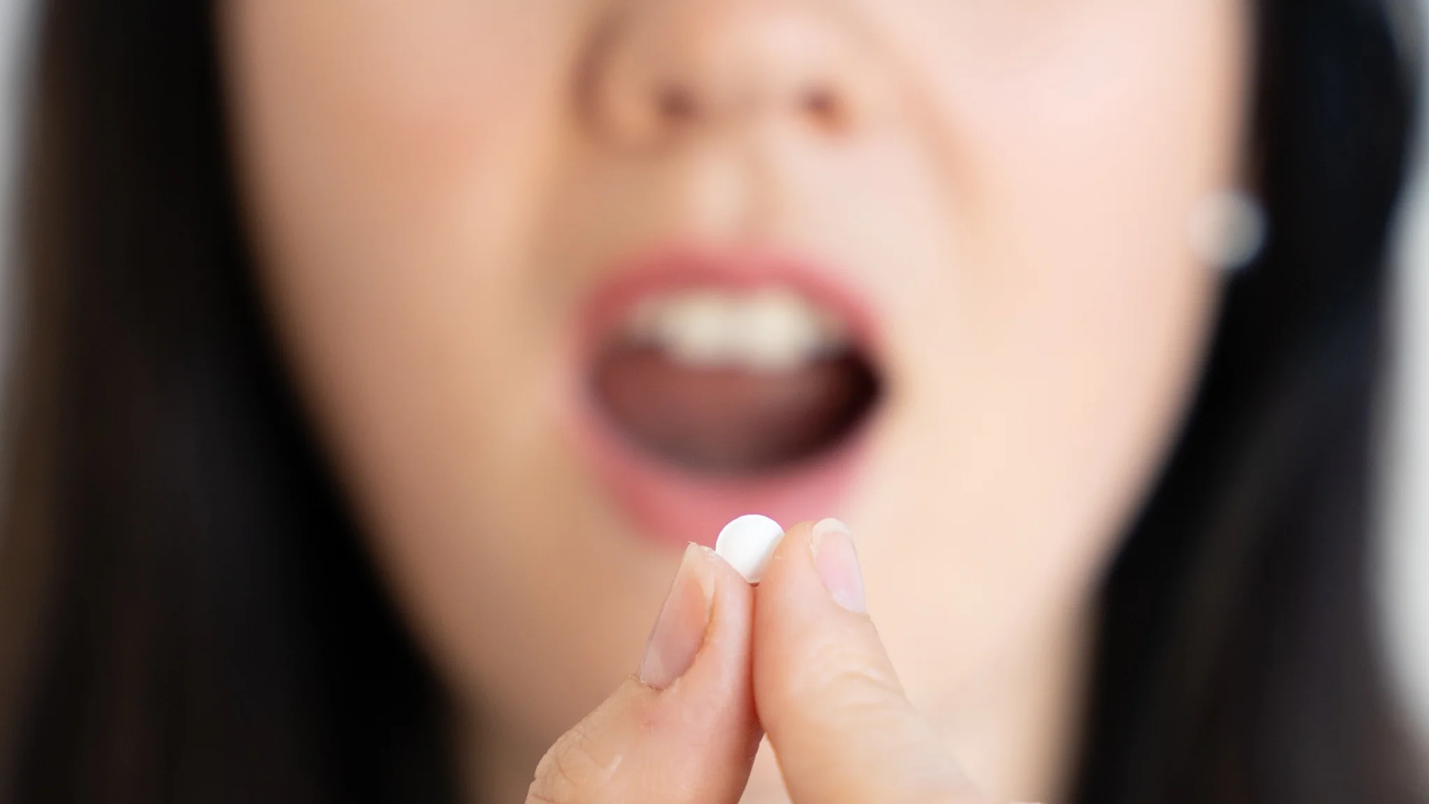Sublingual Administration Guide: Examples and Definition - GoodRx