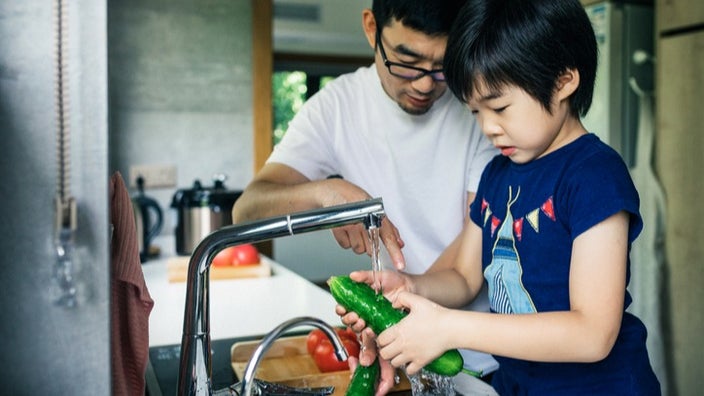 How to Wash Fruit and Vegetables and Why It Matters- GoodRx - GoodRx