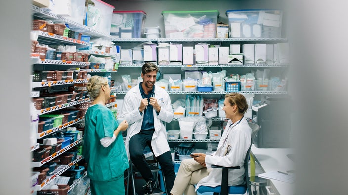 How Collaboration Between Pharmacists and Nurses Improves Patient ...