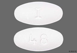 Famciclovir: Uses, Side Effects, Dosage & Reviews
